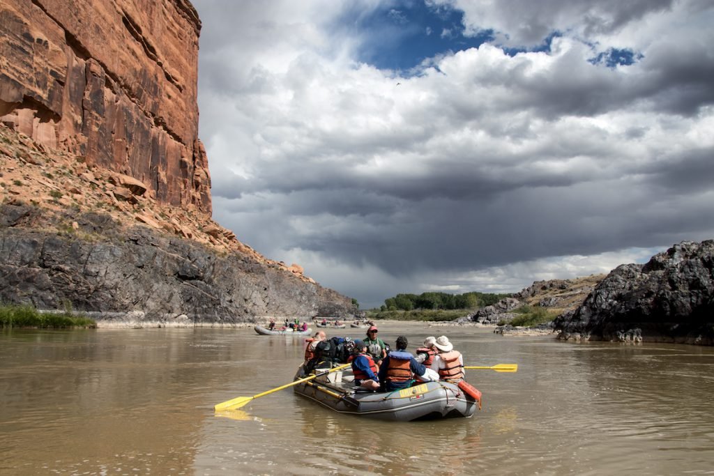 Colorado River Rafting, Cataract Canyon Tours, Grand Canyon Rafting